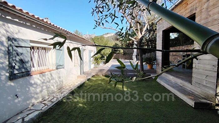 Maison à vendre - La Valette-du-Var - 5 pièces - 4 chambres