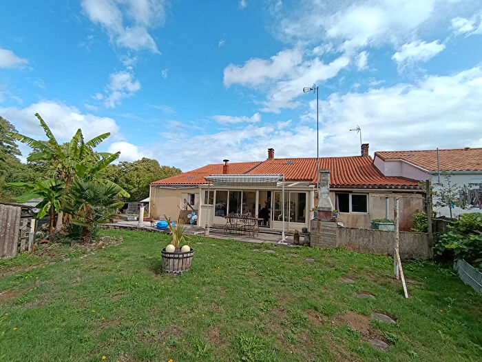 Maison à vendre - Sainte-Flaive-des-Loups - 6 pièces - 3 chambres