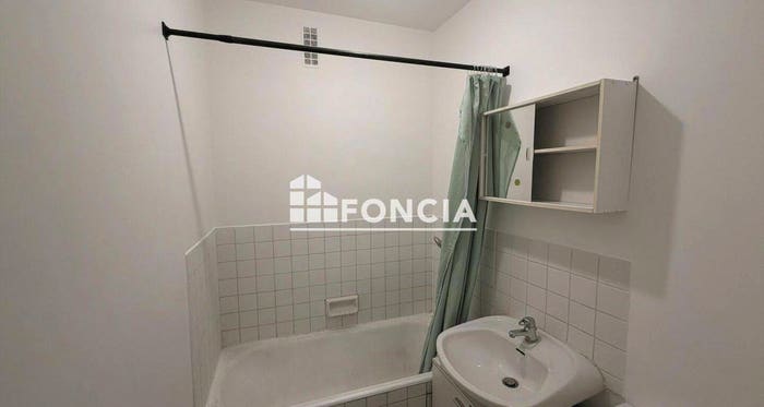 Centre Ville, Chambéry - Appartement 1 pièce à louer