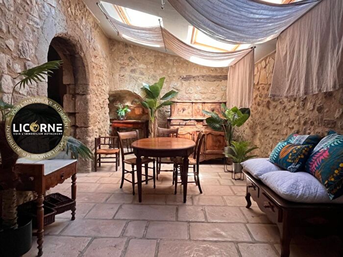 Maison à vendre - Pertuis, Centre-ville, Fours à Chaux, Claret - 3 pièces - 2 chambres