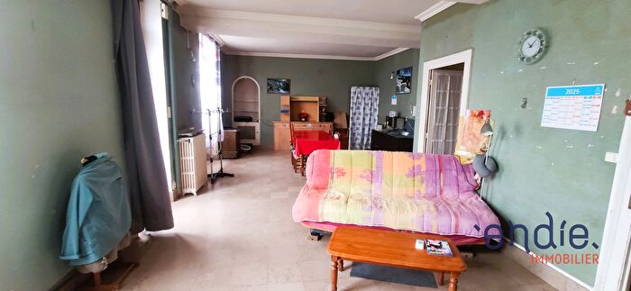 Maison à vendre - Châtillon-sur-Indre - 5 pièces - 4 chambres