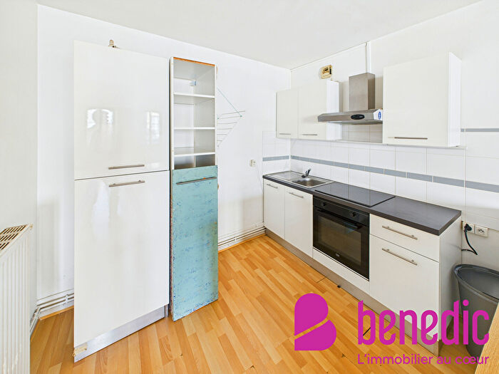 Appartement à louer - Metz, Ancienne ville - 5 pièces - 3 chambres