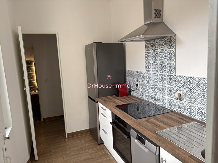 Maison 4 pièces à Alès, Silhol, Pierre Plantée, Conilhères, à vendre