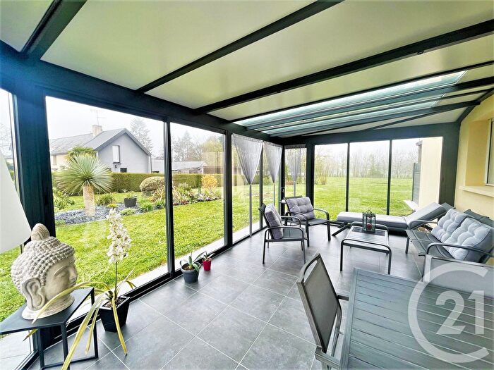 Maison à louer - Saint-Erblon - 5 pièces - 4 chambres