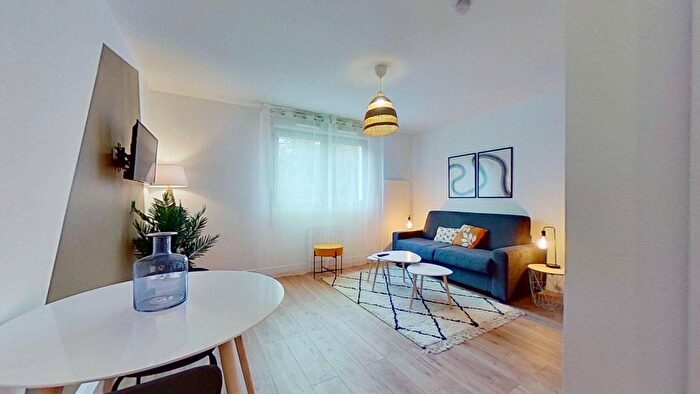 Appartement à louer - Saint Clair- Quais du Rhône, Caluire-et-Cuire - 1 pièce