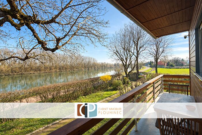 Maison à vendre - Fleurville - 5 pièces - 4 chambres