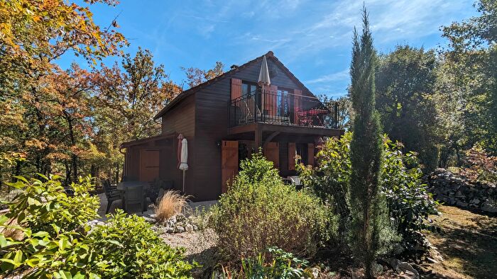 Maison à vendre - Souillac - 4 pièces - 3 chambres