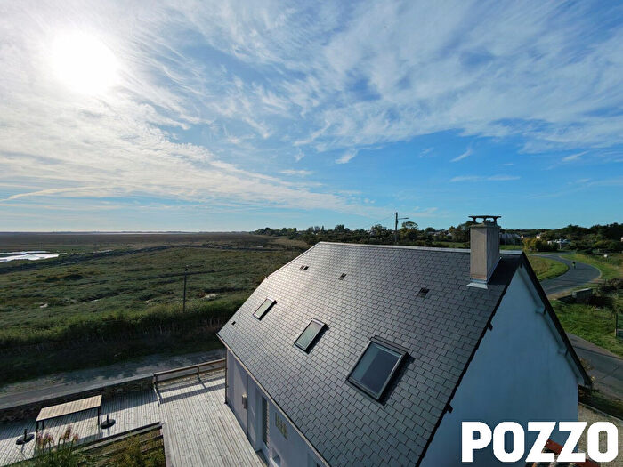Saint-Germain-sur-Ay : Maison 5 pièces à vendre
