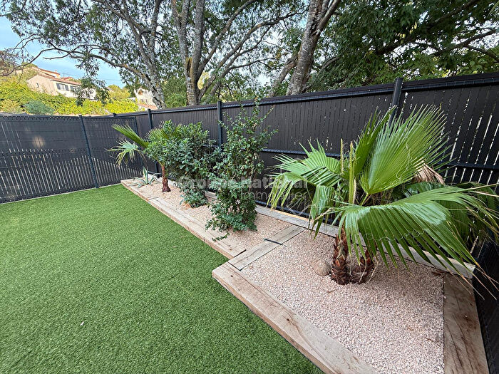 Maison à vendre - Vinon-sur-Verdon - 4 pièces - 3 chambres