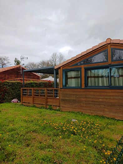 Maison à vendre - Devise - 4 pièces - 3 chambres