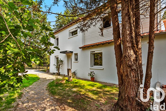 Maison à vendre - Saint-Aignan-Grandlieu - 7 pièces - 6 chambres