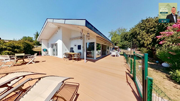 Maison à vendre - Hégenheim - 5 pièces - 3 chambres