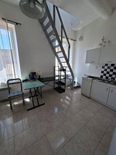 Appartement 2 pièces à louer - Arènes, Nîmes