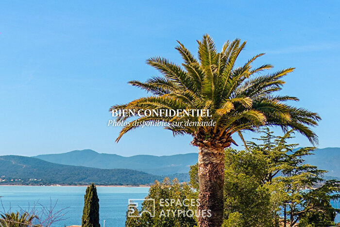 Maison à vendre - Saint-Raphaël, Plateau Notre-Dame - 8 pièces - 6 chambres