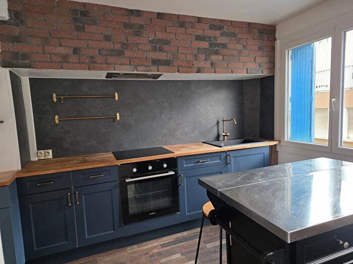 Appartement à louer - Ancien Hôpital, Béziers - 3 pièces - 2 chambres