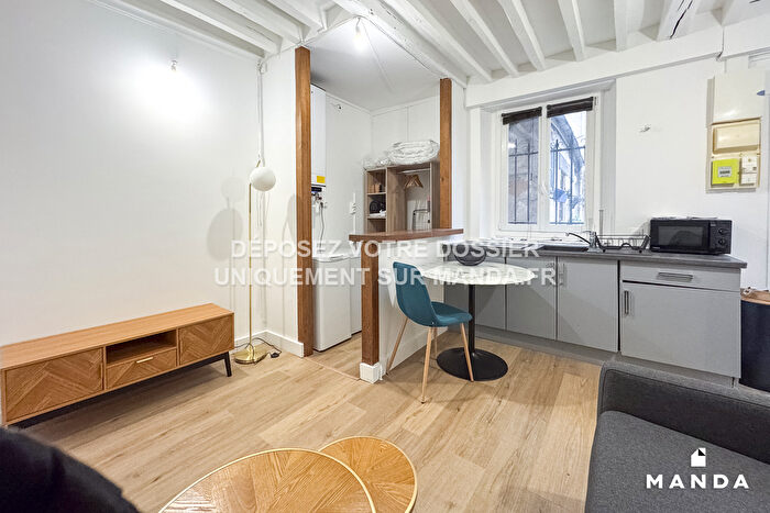 Appartement à louer - Versailles, Notre Dame - 1 pièce - 1 chambre