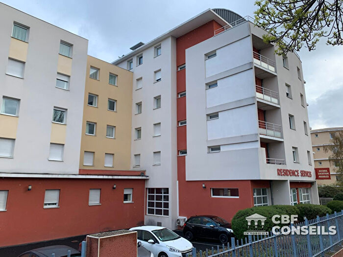 Appartement à vendre - Clermont-Ferrand - 2 pièces - 1 chambre