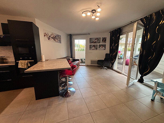 Appartement à vendre - Marseille e , Saint-Jérome - 4 pièces - 3 chambres