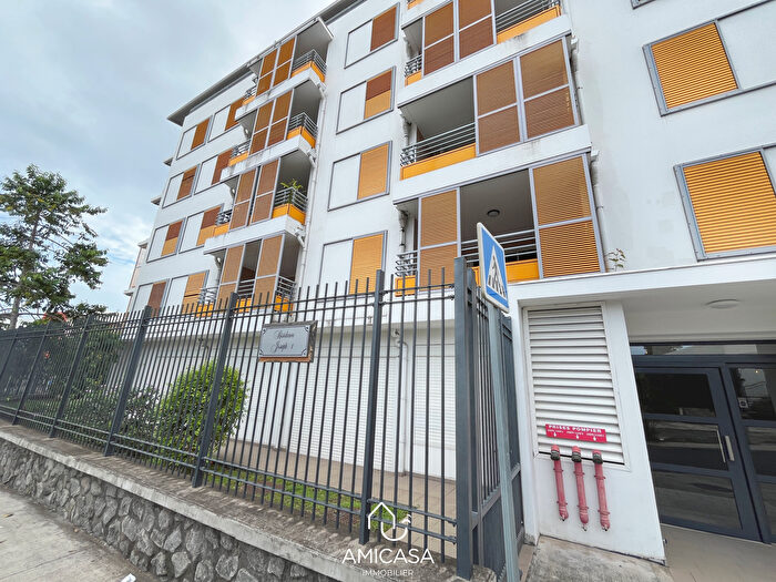 Appartement à vendre - Saint-Denis, Bois de Nèfles, Sainte-Clotilde - 2 pièces - 1 chambre