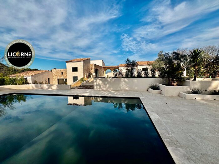 Maison à vendre - Le Puy-Sainte-Réparade - 15 pièces - 8 chambres