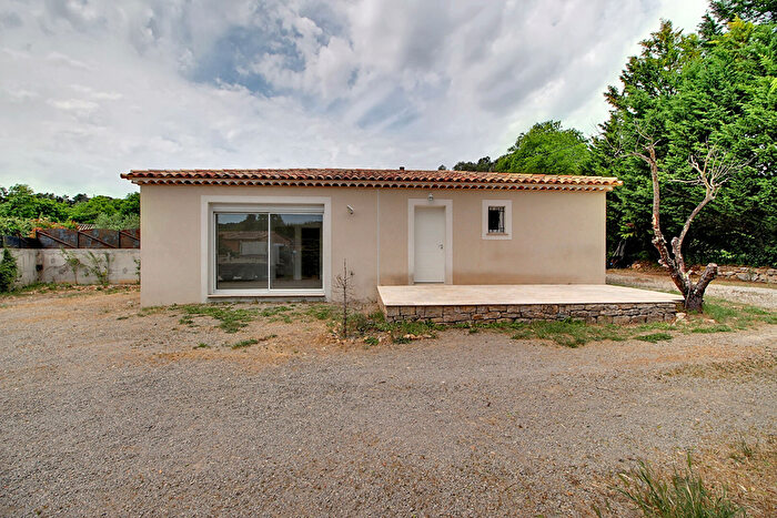 Entrecasteaux : Maison 4 pièces à vendre