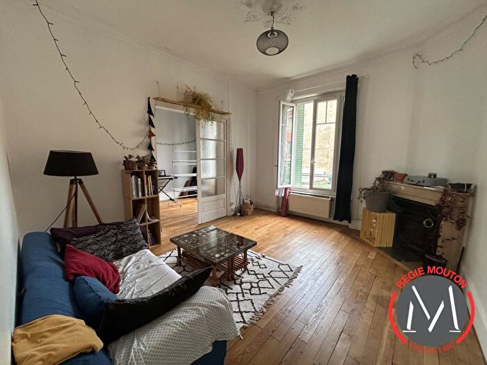 Villeurbanne, Grand Clément - Appartement 4 pièces à louer