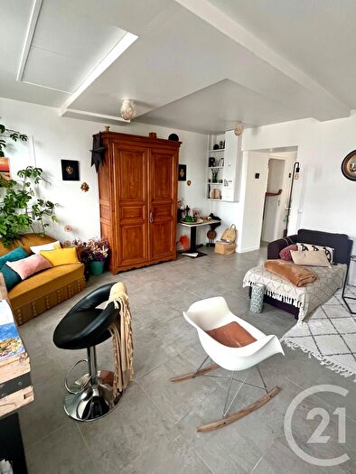 Maison à louer - Compiègne, Royallieu, Village - 4 pièces - 3 chambres