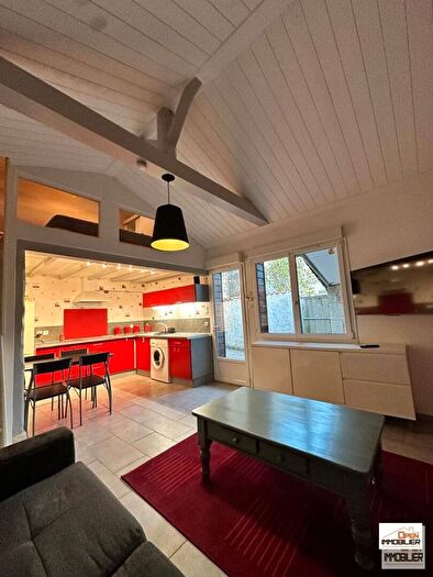 Appartement à louer - Moulidars - 2 pièces - 1 chambre