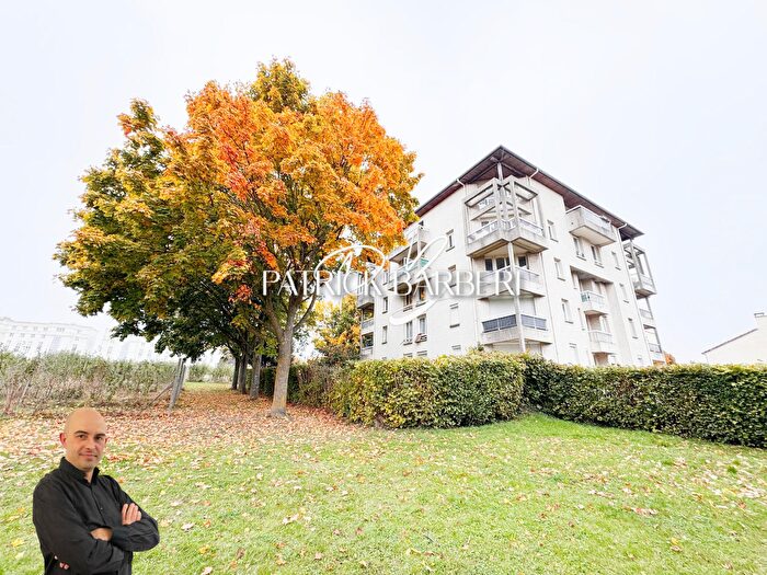 Appartement à vendre - Cergy, Axe Majeur, Horloge - 2 pièces - 1 chambre