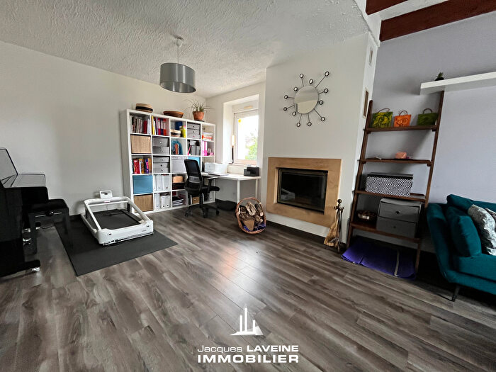 Appartement 5 pièces à Cuvry, à vendre