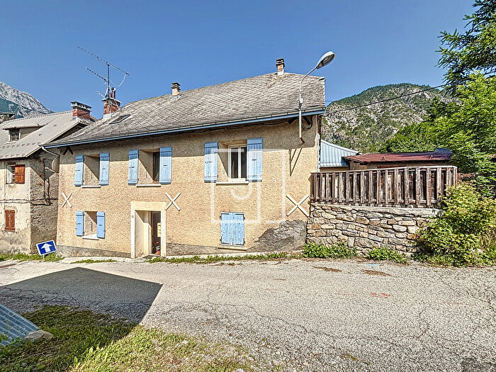 Maison à vendre - Les Thuiles - 7 pièces - 4 chambres