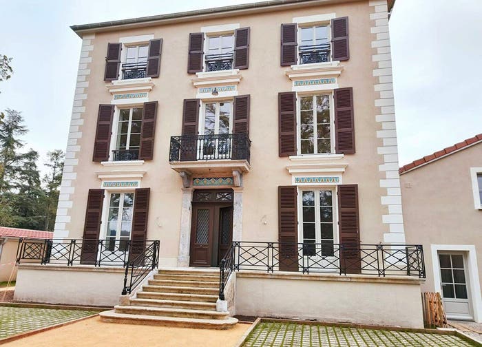 Appartement 5 pièces à Albigny-sur-Saône, à louer