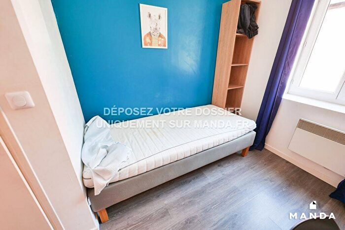 Centre Ville-Fin de la Guerre, Tourcoing : Appartement 6 pièces à louer