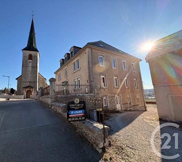 Appartement à louer - Les Fontenelles - 4 pièces - 2 chambres