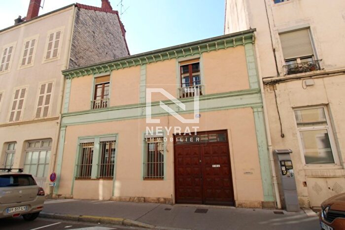 Maison à vendre - Chalon-sur-Saône, Centre-ville - 7 pièces - 6 chambres