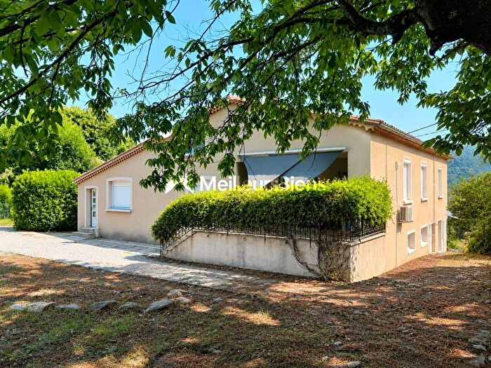 Les Vans : Maison 8 pièces à vendre