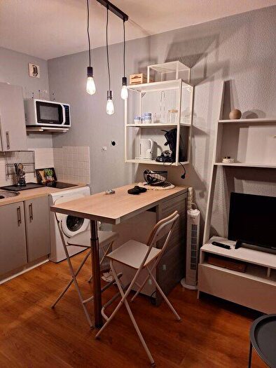 Appartement à louer - Espace Villeroy-Les Quilles, Sète - 2 pièces - 1 chambre