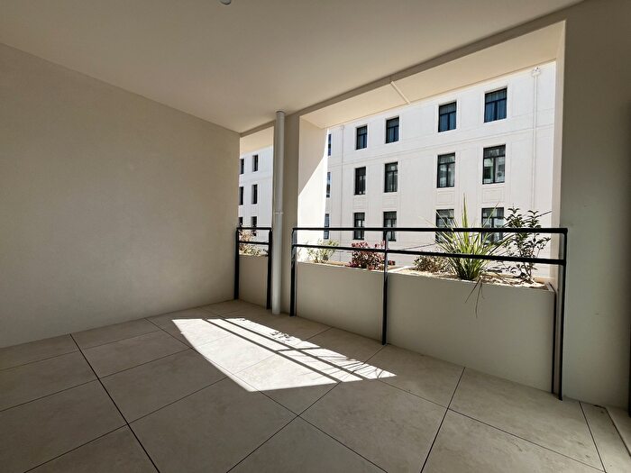 Appartement à louer - Montpellier, Estanove - 2 pièces - 1 chambre