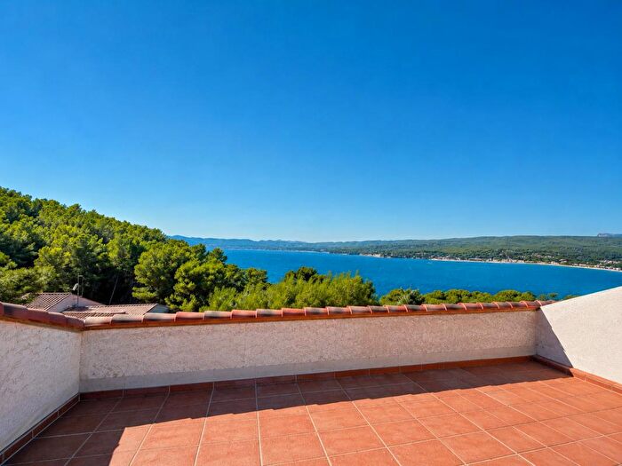 Saint-Cyr-sur-Mer, Port d'Alon : Appartement 3 pièces à vendre