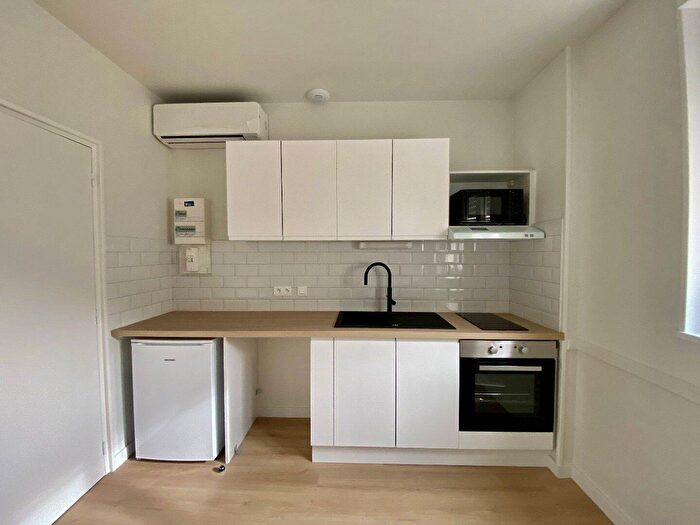 Centre Ville, La Couronne - Appartement 1 pièce à louer