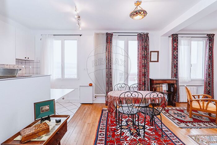 Appartement à vendre - Vichy, Champ Capelet - 4 pièces - 3 chambres