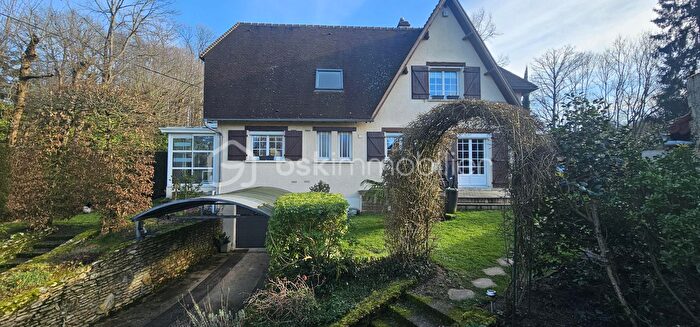 Maison à vendre - Grisy-les-Plâtres - 7 pièces - 4 chambres