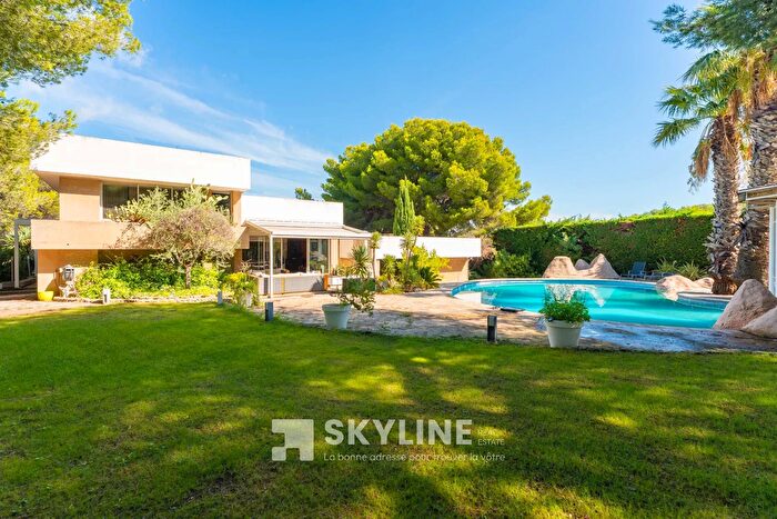 Maison à vendre - Martigues, Figuerolles, Touret de Vallier - 8 pièces - 4 chambres