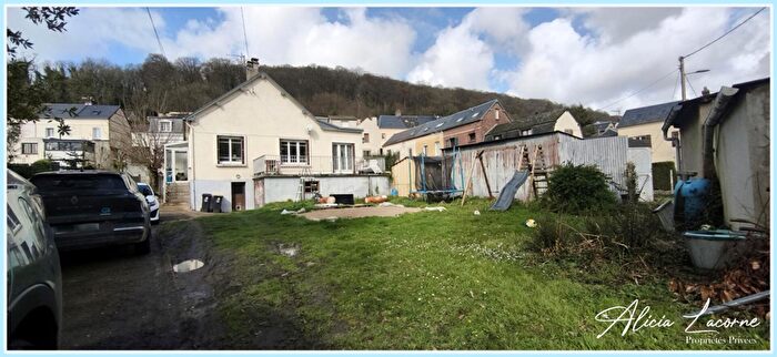 Maison à vendre - Lillebonne - 3 pièces - 2 chambres