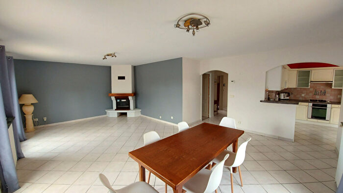 Maison 4 pièces à vendre à Frouzins