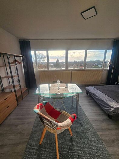 Appartement à louer - Hôtel de Ville, Mons en Baroeul - 4 pièces - 3 chambres