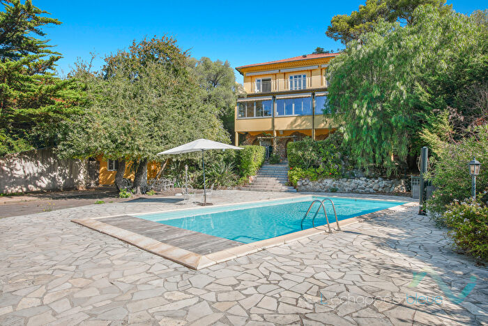 Maison à vendre - Hyères, Costebelle, Almanarre - 13 pièces - 11 chambres