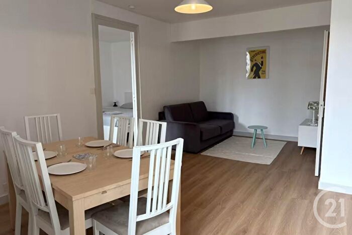 Appartement 2 pièces à La Rochelle, Centre-ville, Vieux-port, Marché, à louer