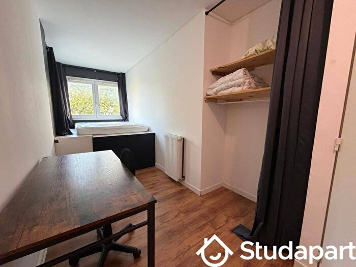Le Pas du Lac, Montigny-le-Bretonneux : Appartement 1 pièce à louer