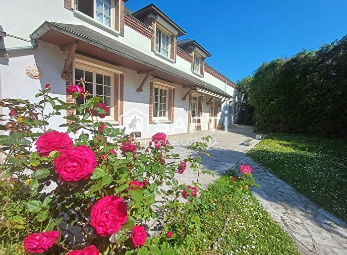 Maison à vendre - Morée - 8 pièces - 5 chambres